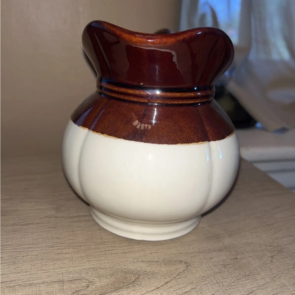 Mccoy | Kitchen | Vintage Mccoy 7528 Ceramic Pitcher | Poshmark